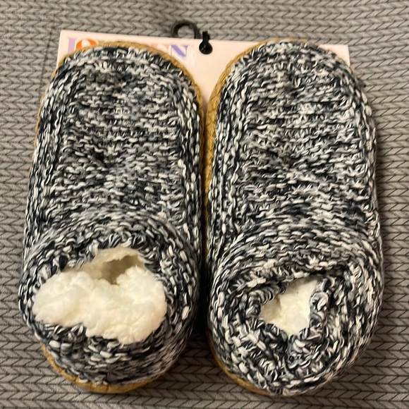 Joyspun | Shoes | New Joyspun Slipper Socks Washable | Poshmark